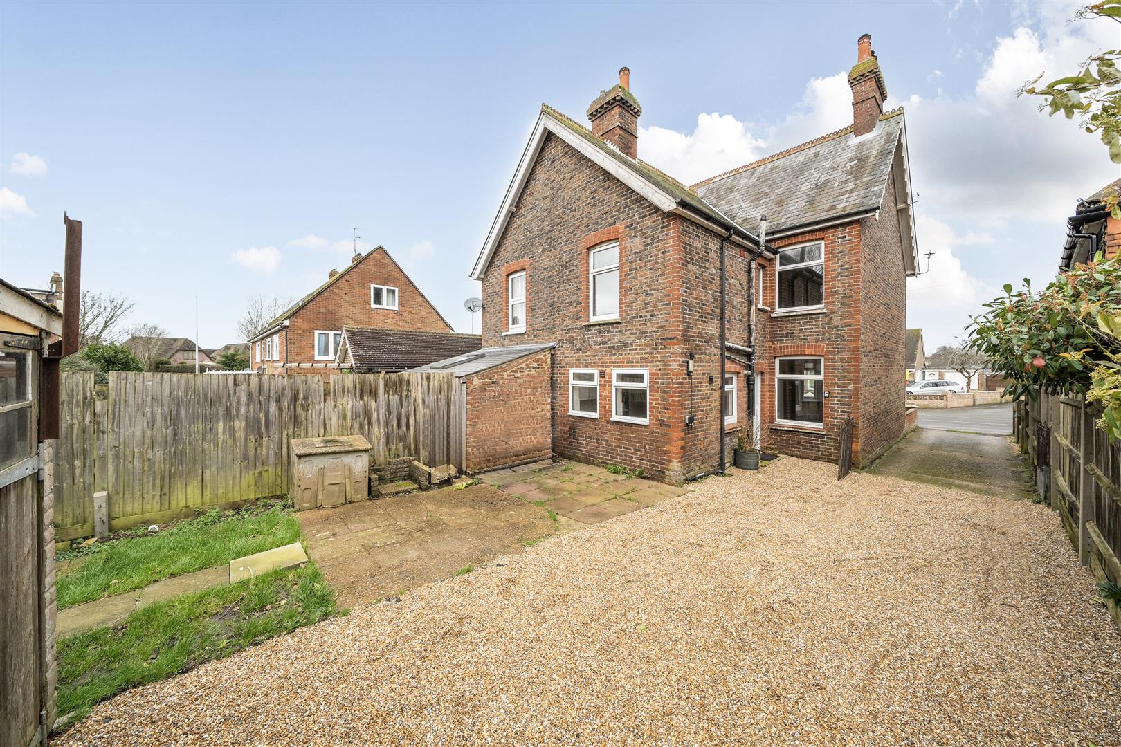 Upper Horsebridge, Hailsham | Stevens and Carter